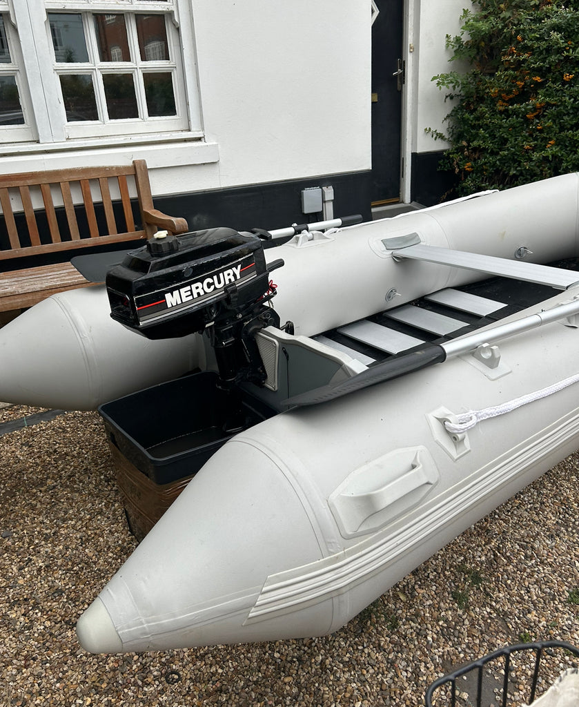 Inflatable dinghy 230 with Mariner 2.5hp outboard – Sailing-Matters
