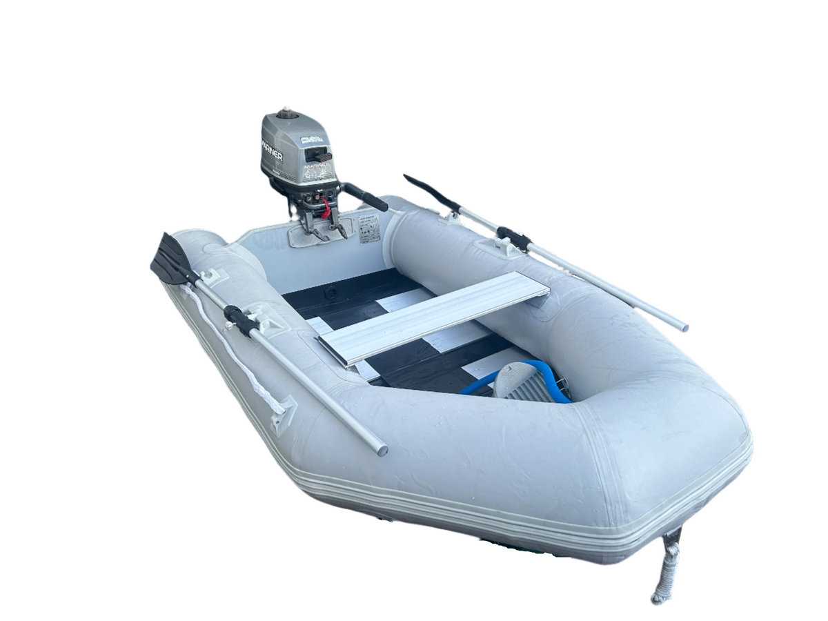 Inflatable dinghy 300 4 man with Mariner 4hp outboard – Sailing-Matters